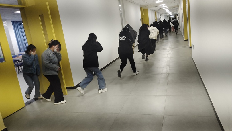 校企合作 石家庄职业技术学院软件学院举办2024年春季应急疏散演练